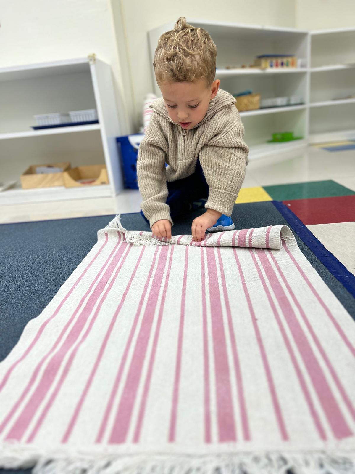 The Importance of Montessori Mats in Early Childhood Education - Learn ...